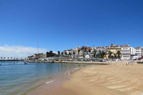 Where is Portugal? A Map of Portugal & Popular Area's