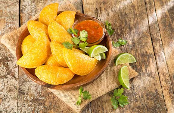 Colombian Food: 20 Best Dishes (And Beverages) You Need to Try