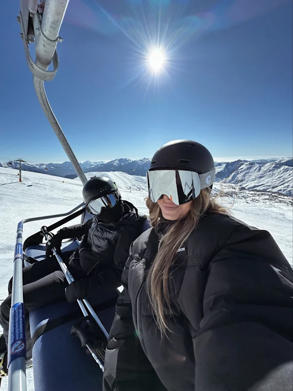 Claudia Behnan om familjens skidäventyr i Gudauri | Apollo