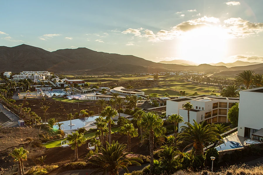 Reis naar de hele wereld - boek je reis op | Apollo