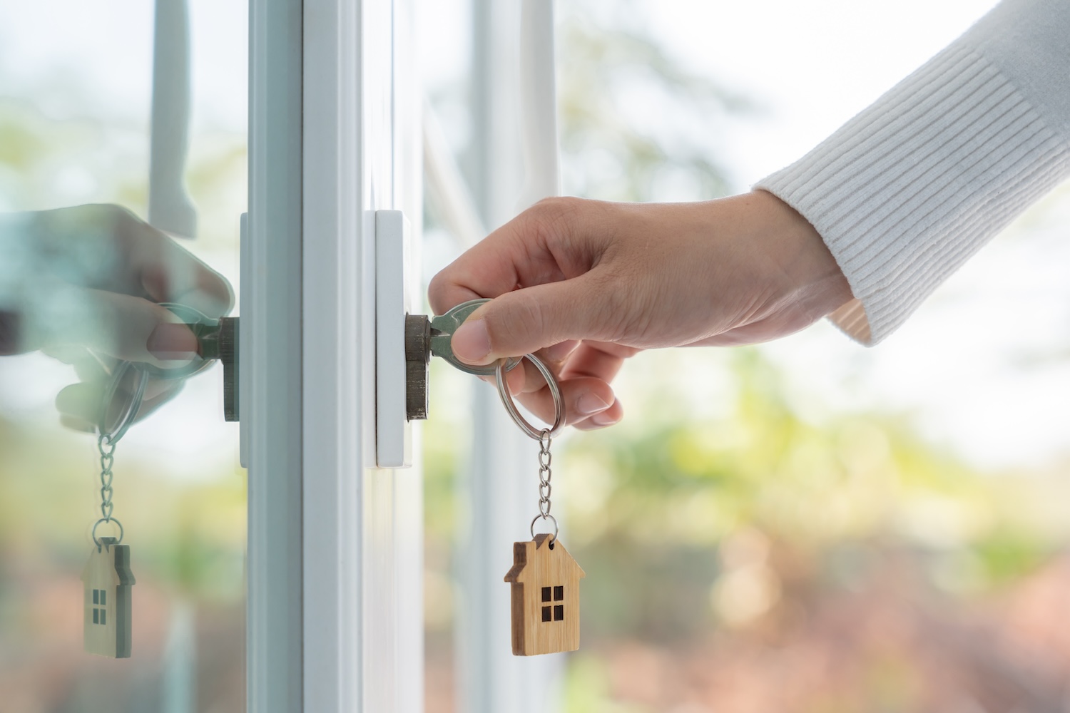 Creating a Home Security Plan | Sibcy Cline REALTORS®