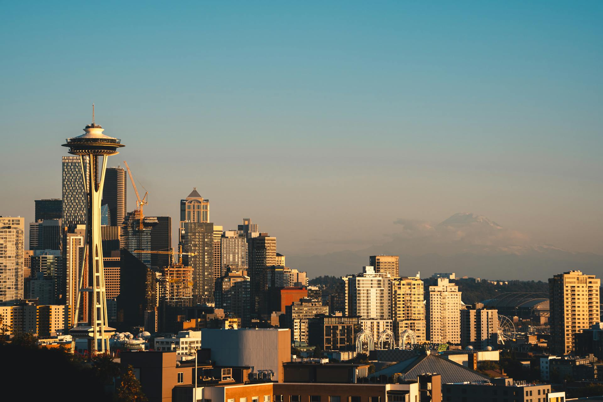 Love in Every Season of Seattle
