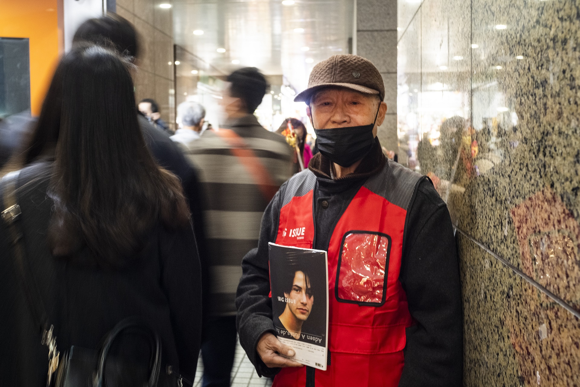 Meet Yu-fu Hsieh, Big Issue Taiwan vendor in Taipei - Street News