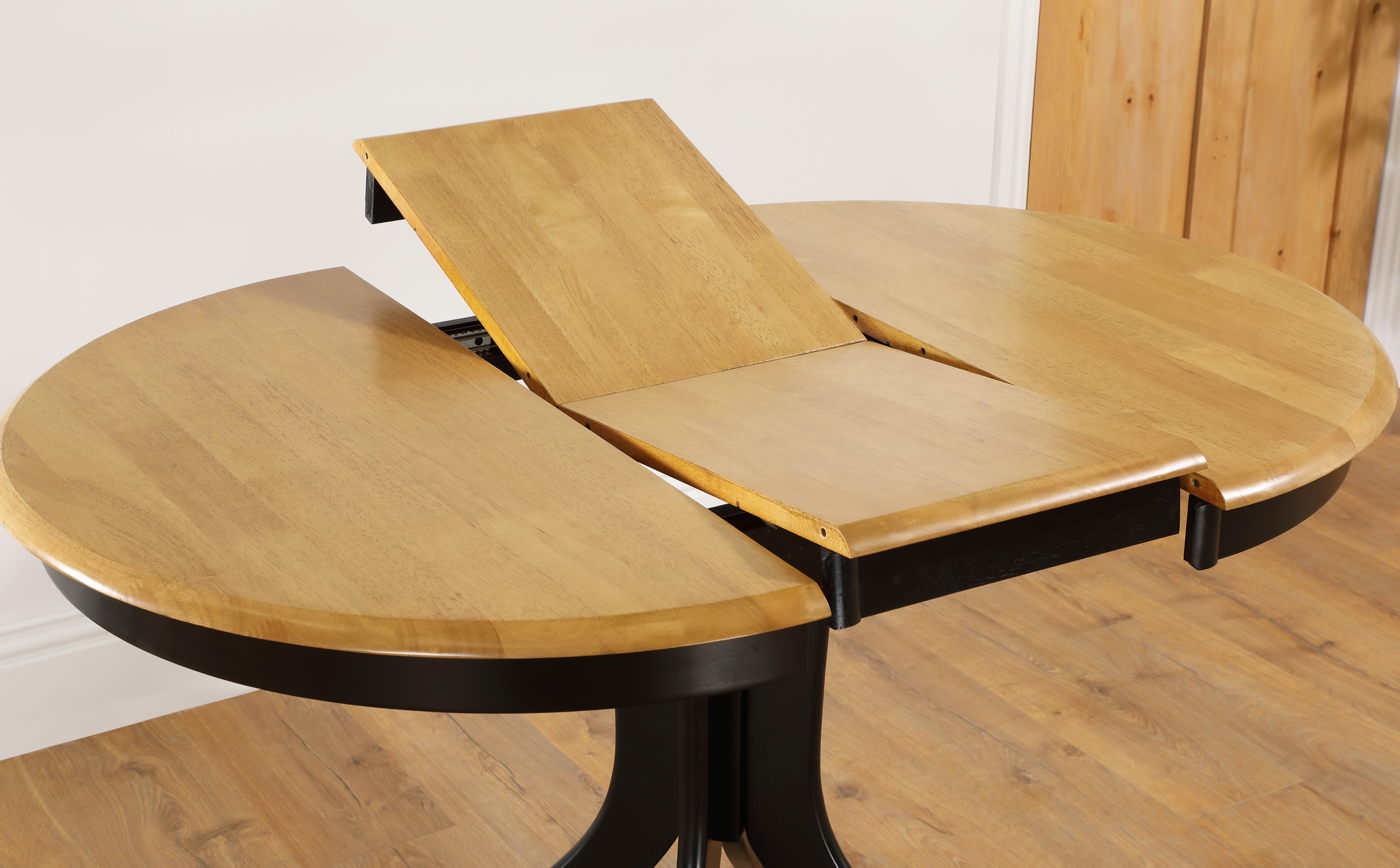 Hudson Round Extending Dining Table, 90-120cm, Natural Oak Finish ...