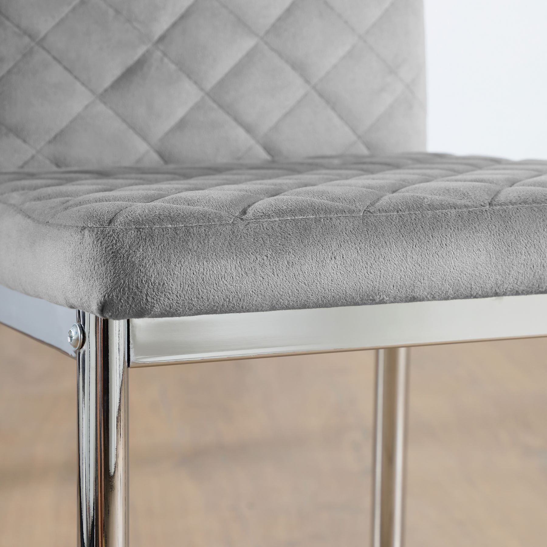 Orbit Round Dining Table & 4 Renzo Chairs, Glass & Chrome, Grey Classic ...