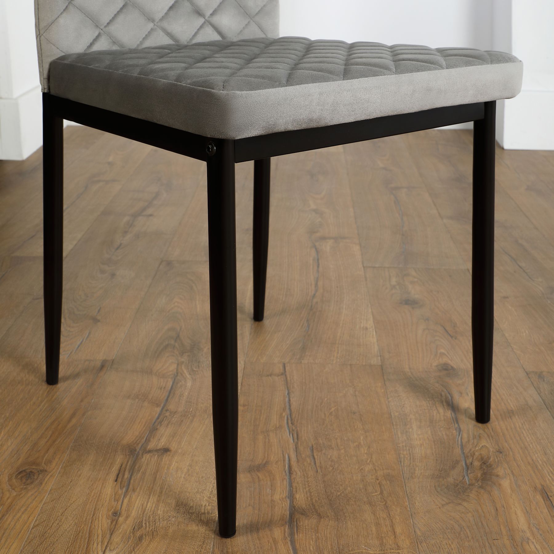 Orbit Round Dining Table & 4 Renzo Chairs, White Marble Effect & Black ...