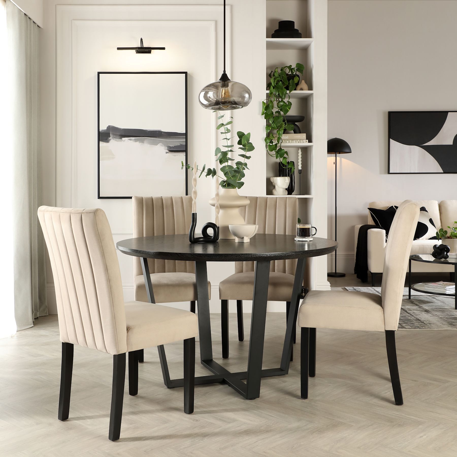 Traviso Round Dining Table & 4 Salisbury Chairs, Black Oak Effect ...