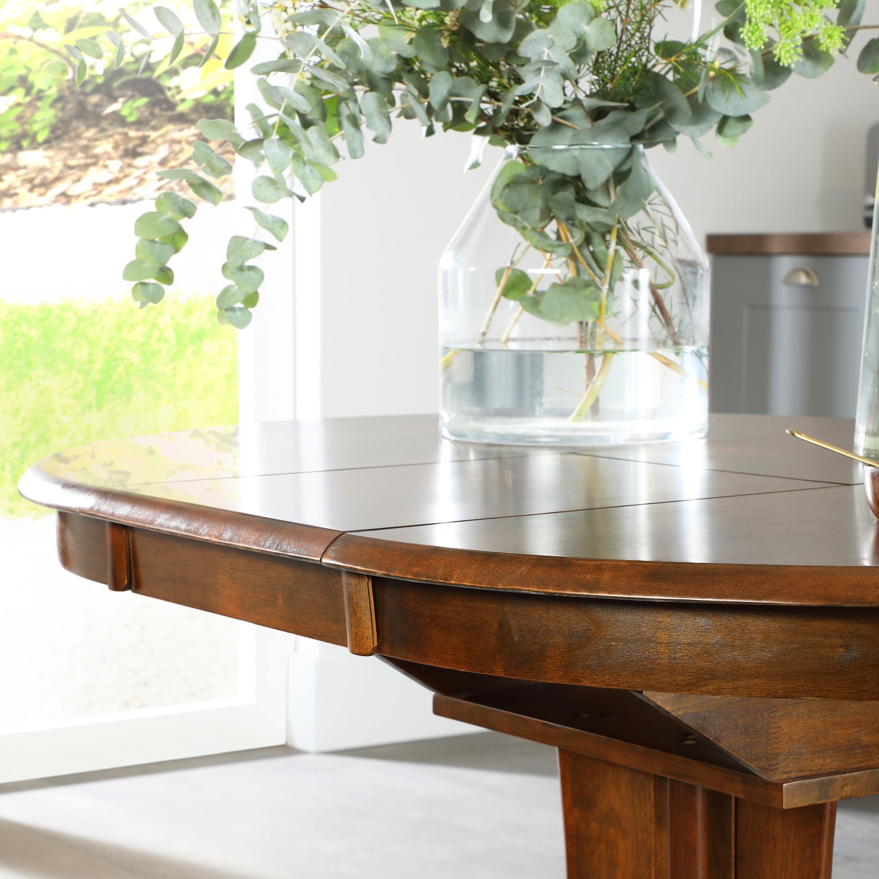Hudson Round Extending Dining Table, 90-120cm, Dark Solid Hardwood Only ...