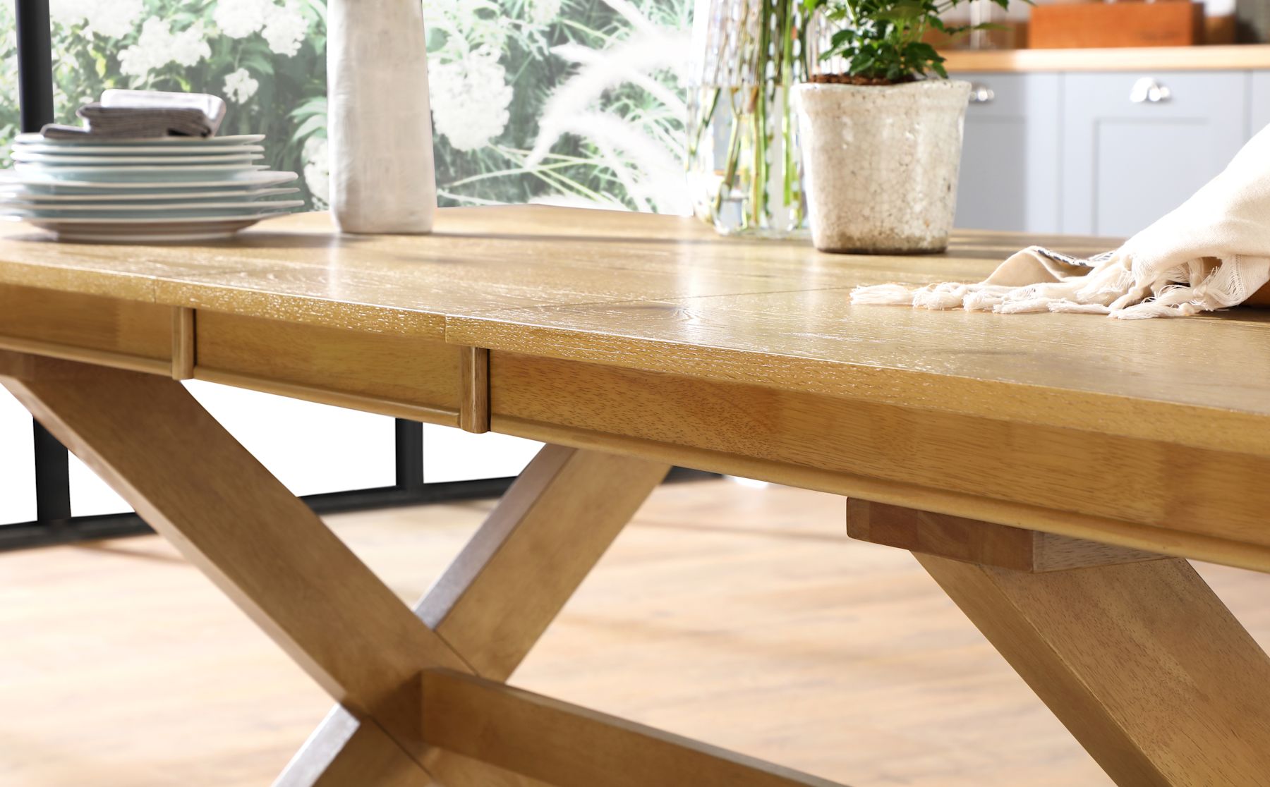 Grange Extending Dining Table & 8 Duke Chairs, Natural Oak Veneer ...