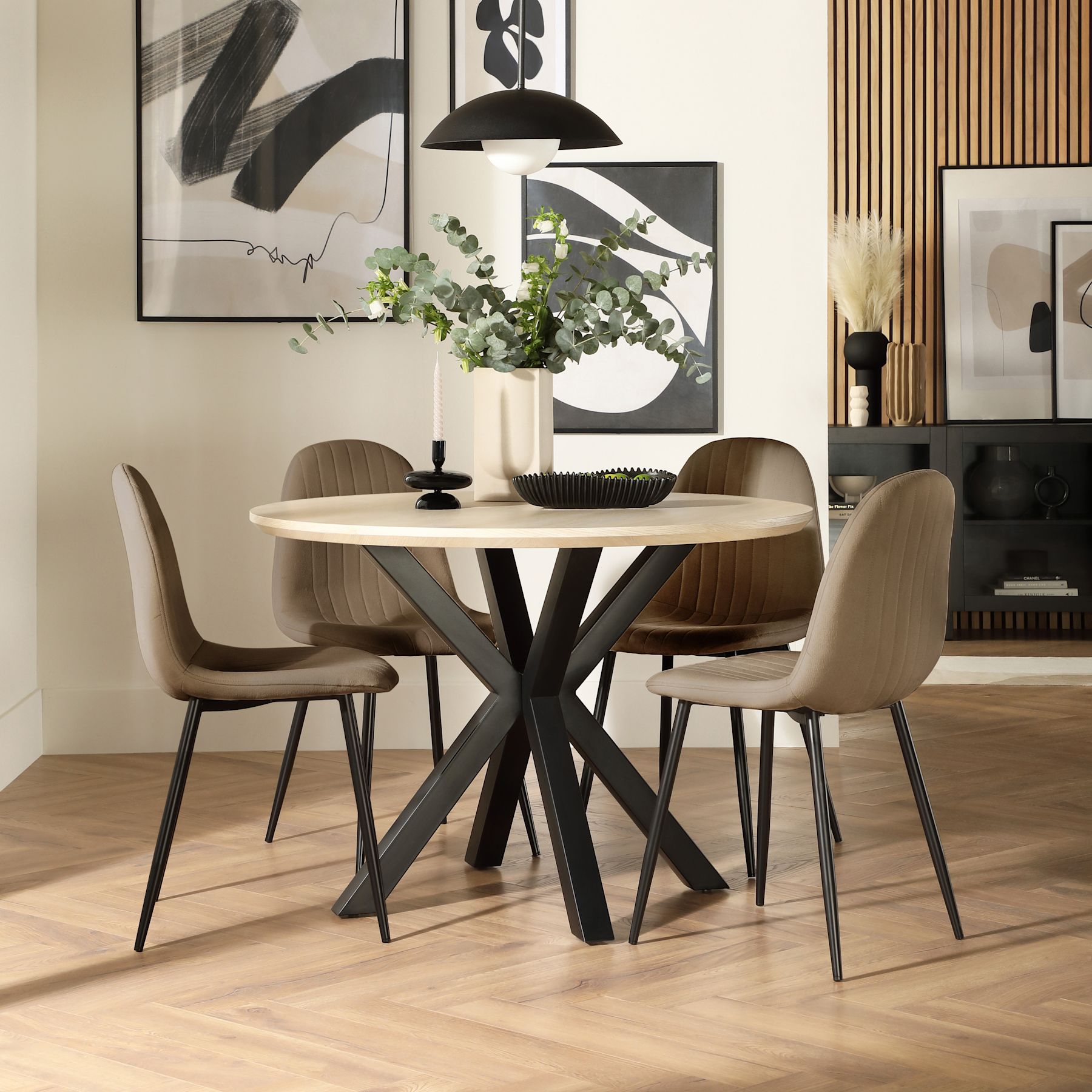 Newark Round Dining Table & 4 Brooklyn Chairs, Light Oak Effect & Black ...