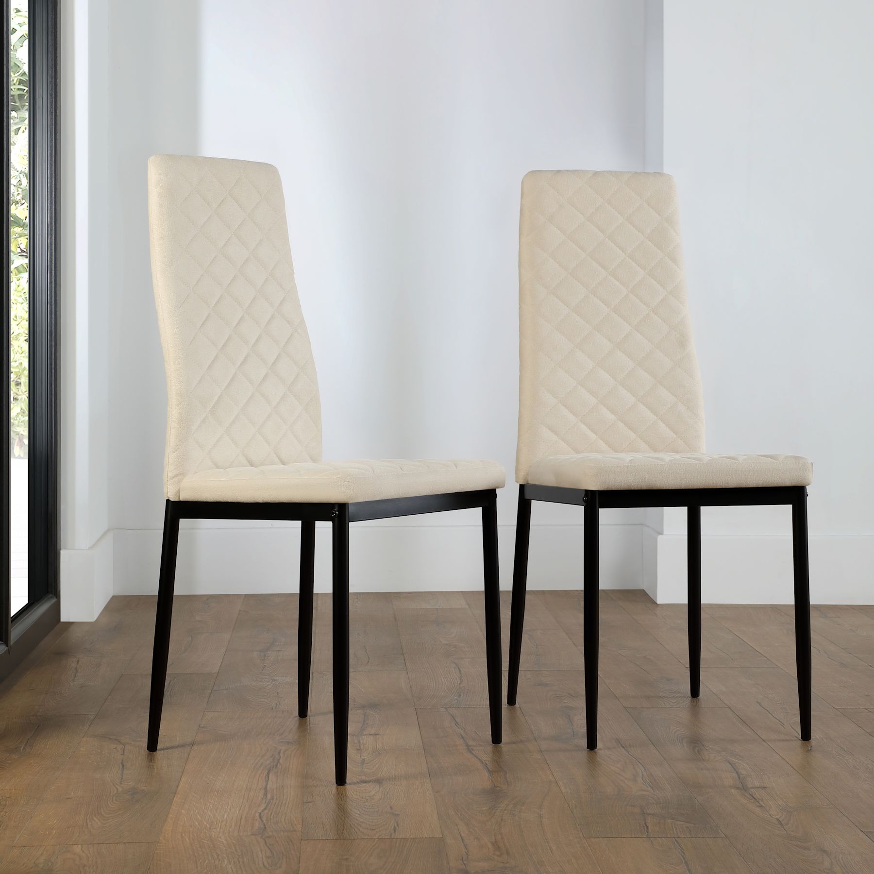 Madison Oval Dining Table & 4 Renzo Chairs, Black Oak Effect & Black ...