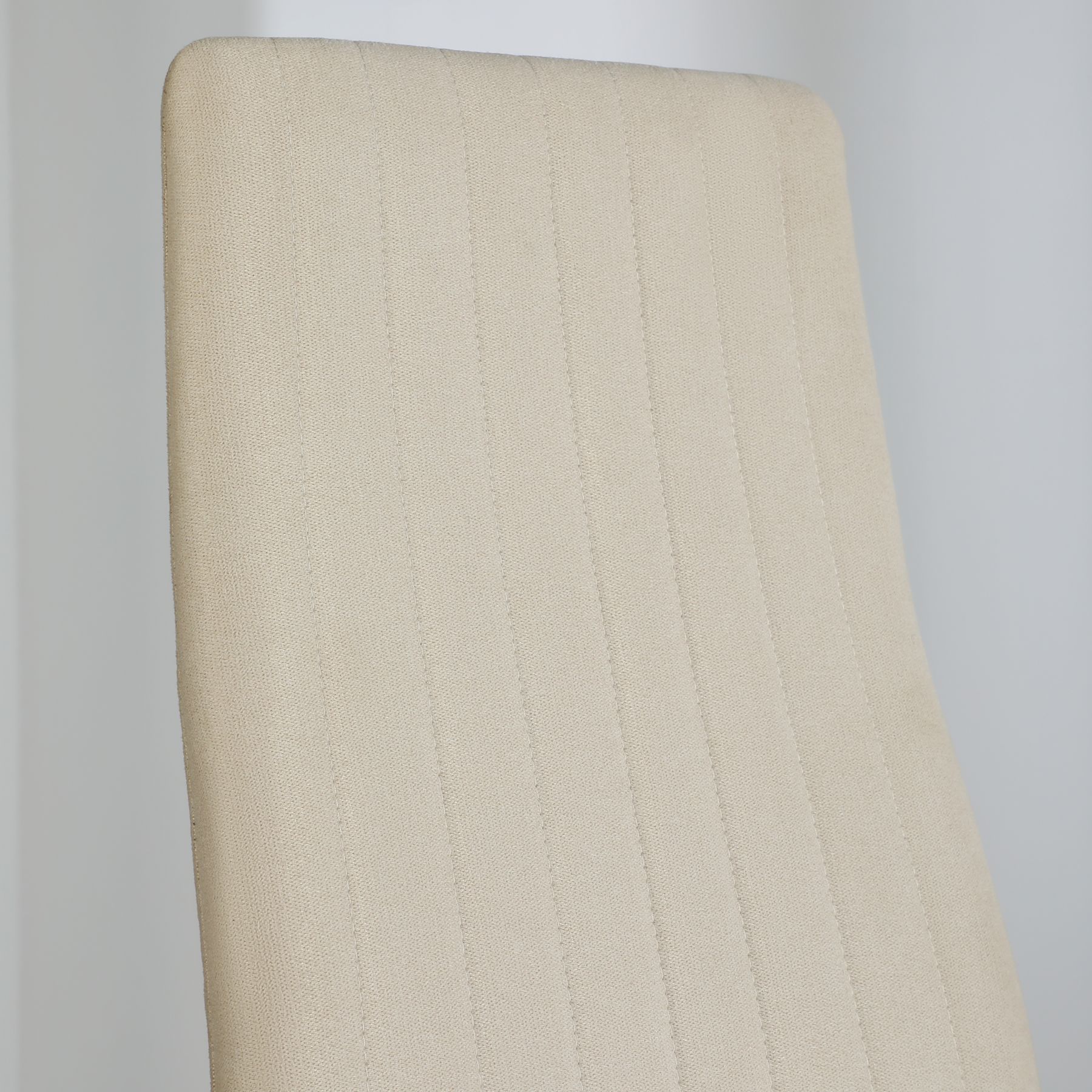 Traviso Round Dining Table & 4 Leon Chairs, Black Oak Effect & Black ...