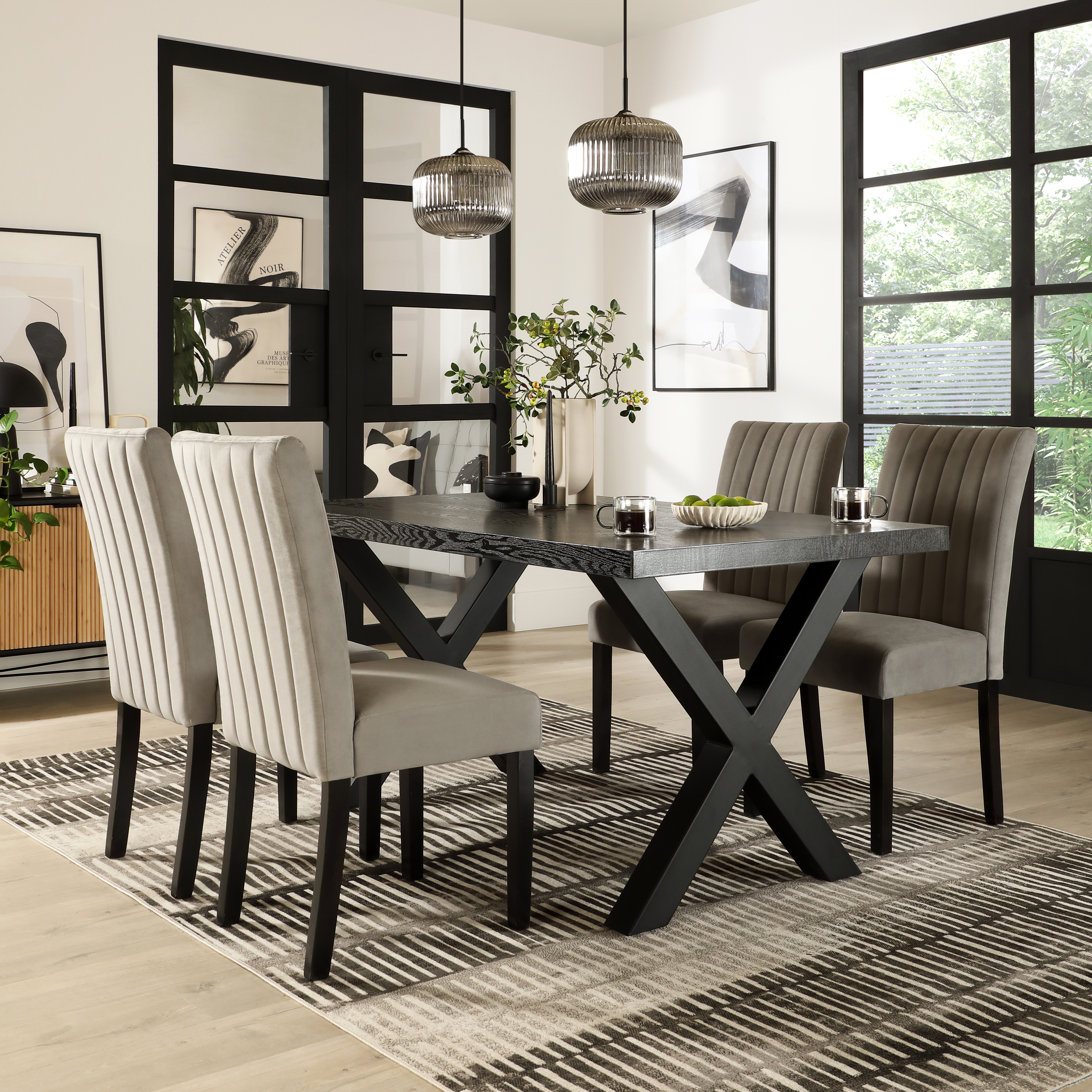 Franklin Dining Table & 4 Salisbury Chairs, Black Oak Effect & Black ...