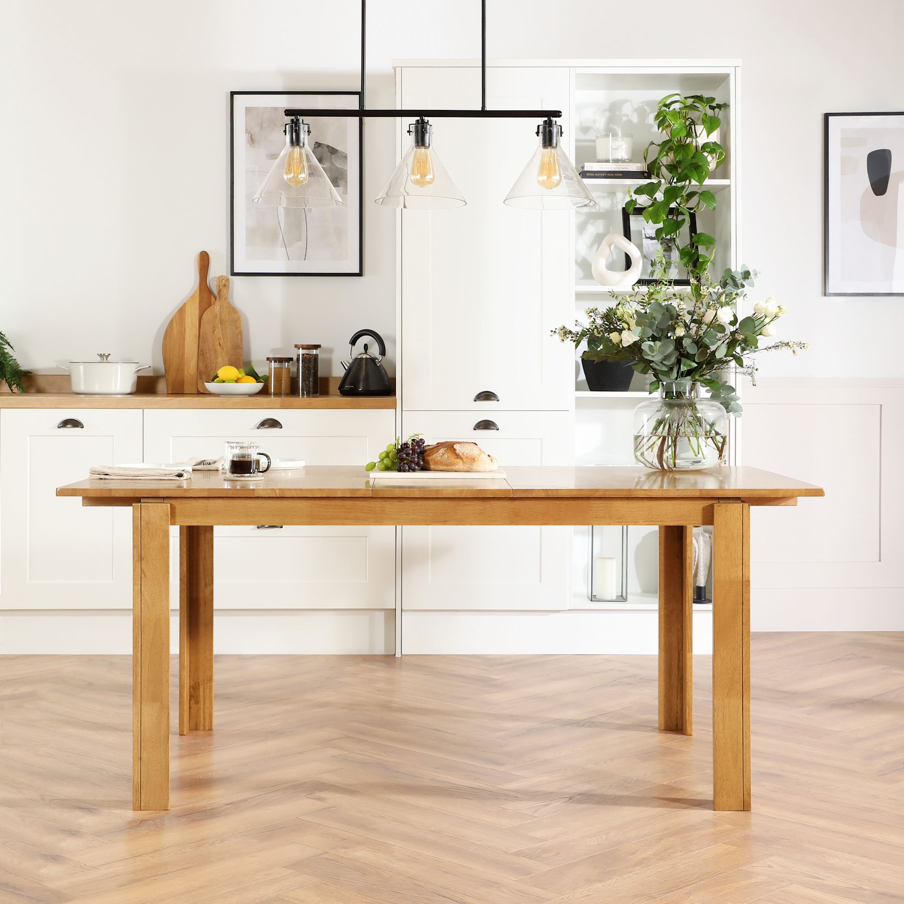 Bali Extending Dining Table & 4 Salisbury Chairs, Natural Oak Finished Solid Hardwood, Champagne ...