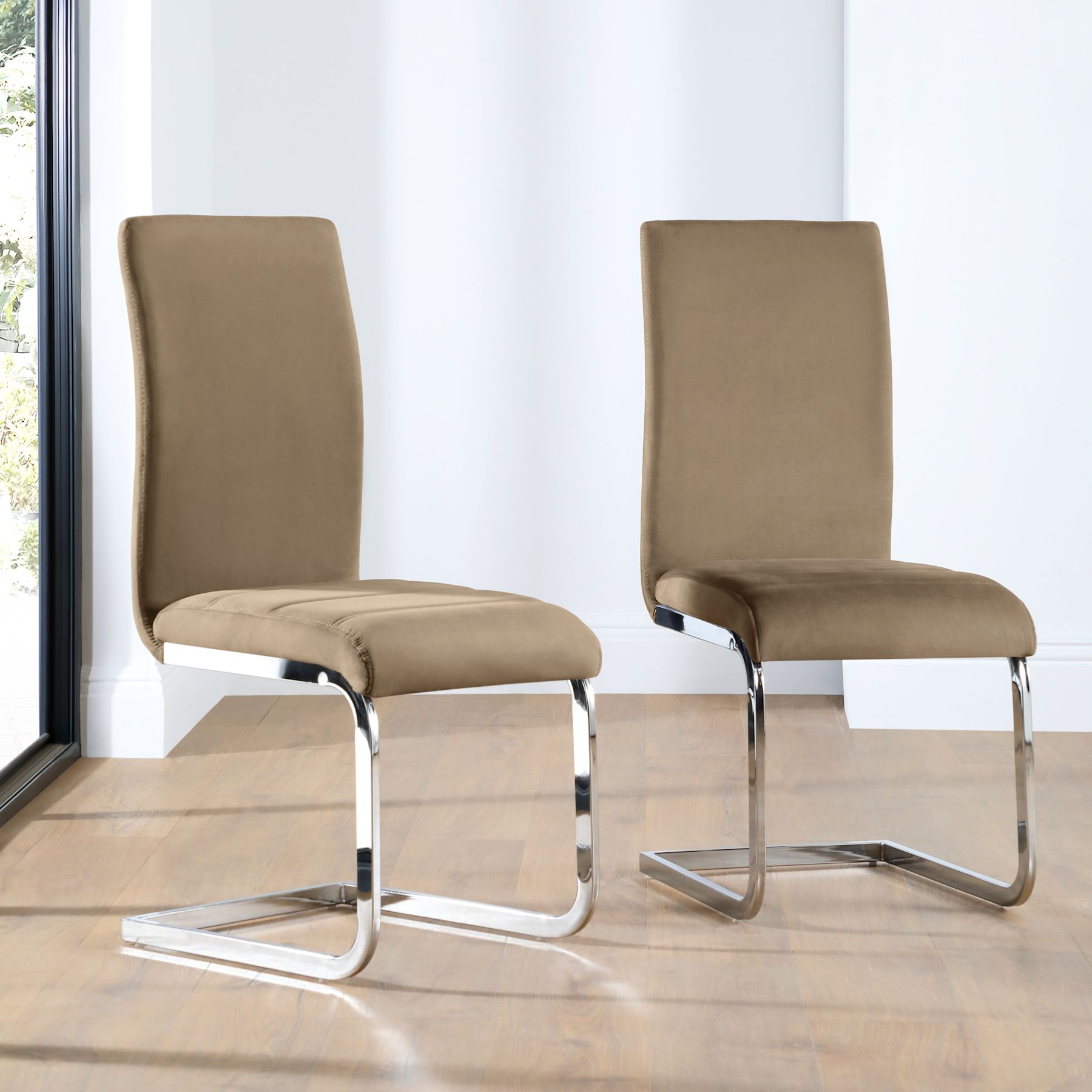 Orbit Round Dining Table & 4 Perth Chairs, Glass & Chrome, Beige ...