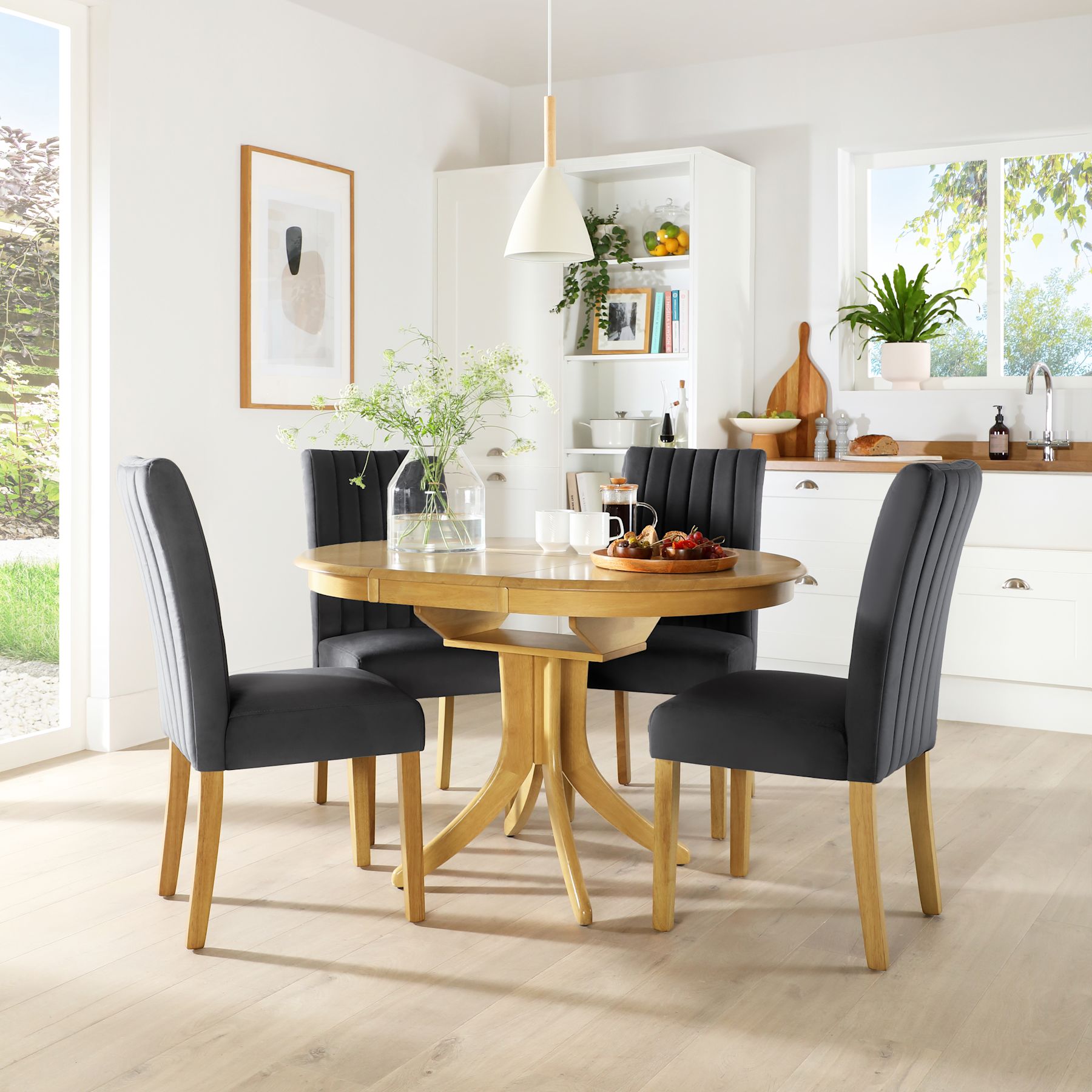 Hudson Round Extending Dining Table & 6 Salisbury Chairs, Natural Oak ...