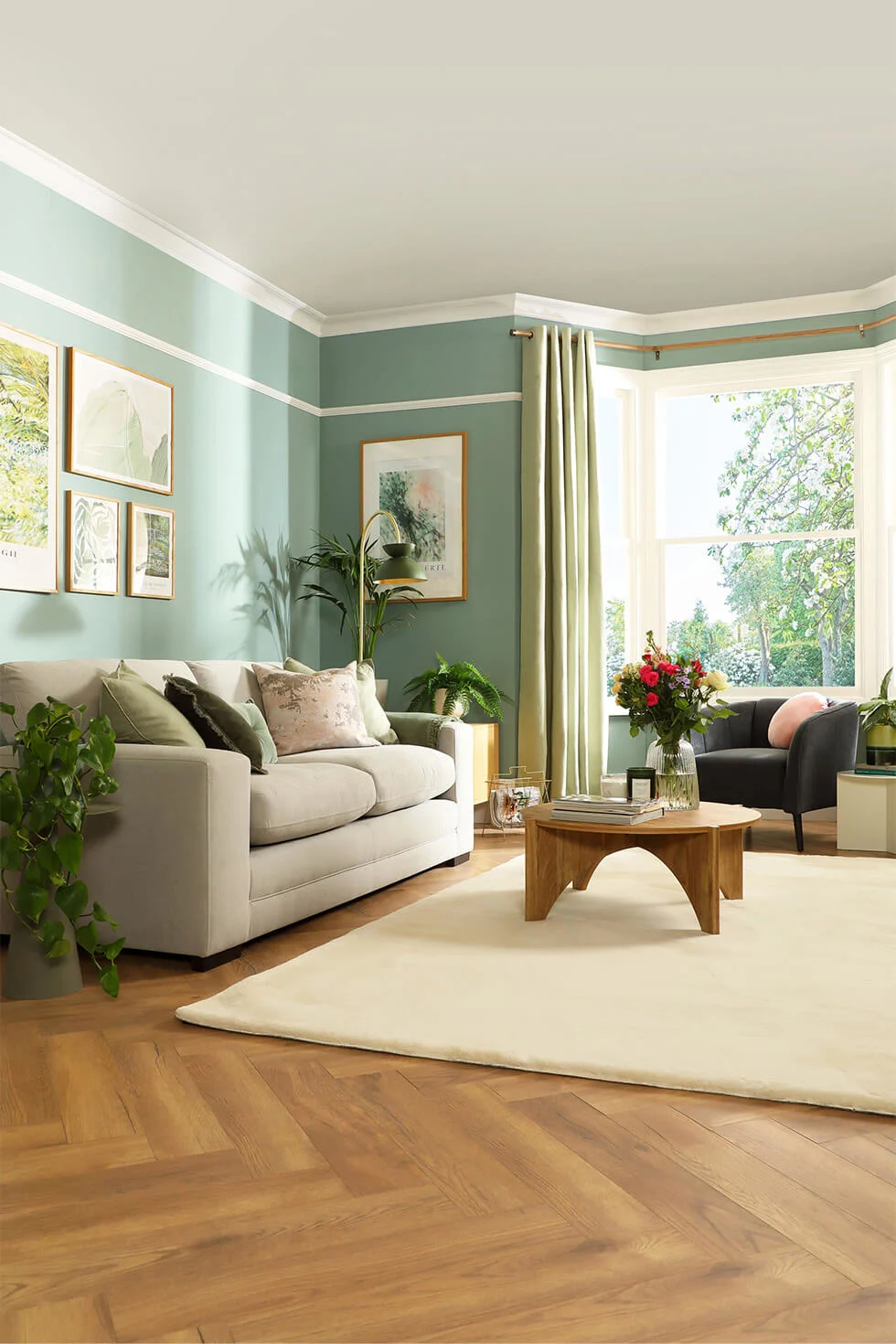 10 Living Room Feature Wall Ideas | Furniture & Choice