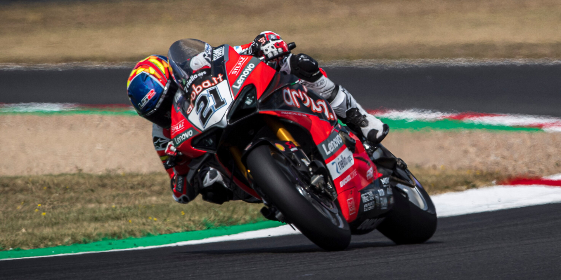 #CatalanWorldSBK FP. Convincing start for Rinaldi who finishes third ...