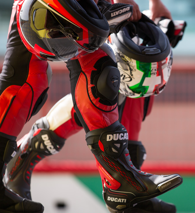 Clothing and motorcycle accessories for women, men, children | Ducati ...