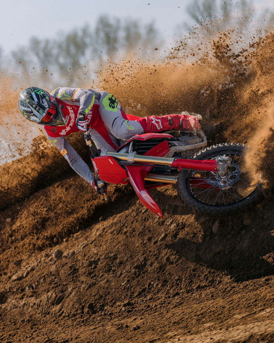 Ducati Desmo450 MX | Race-Ready Motocross Innovation | Ducati UK