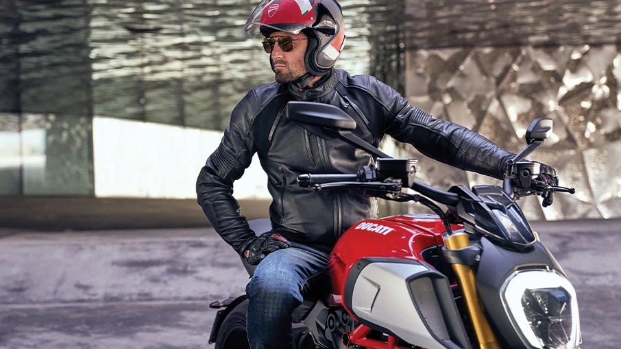 The new 2021 Ducati Apparel collection is now available