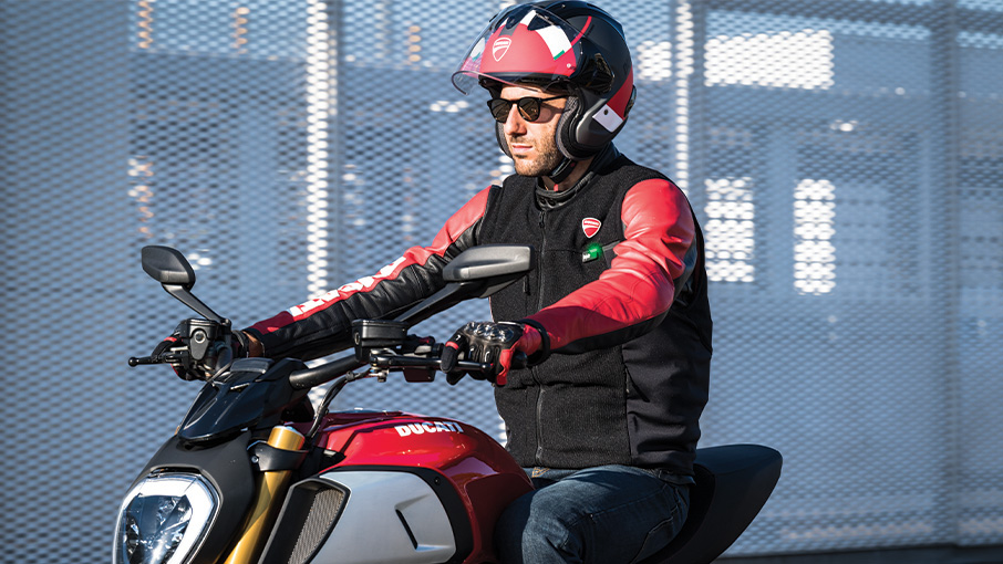 Ducati presents the 2021 Apparel collection