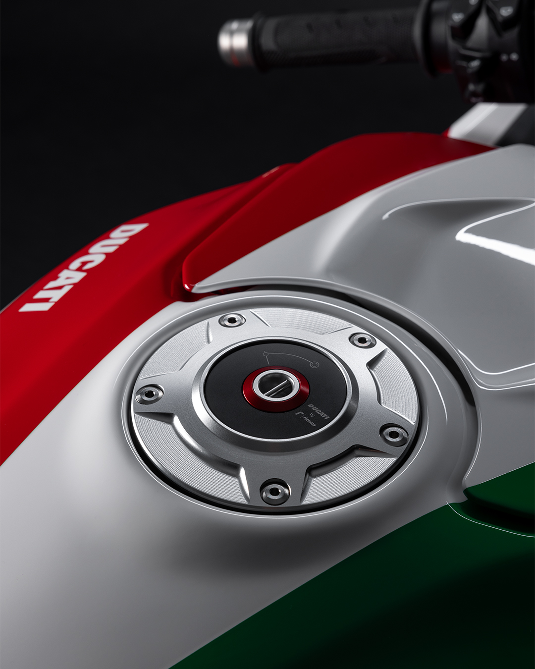 Ducati Panigale V4 Tricolore | Italian Racing Heritage | Ducati UK