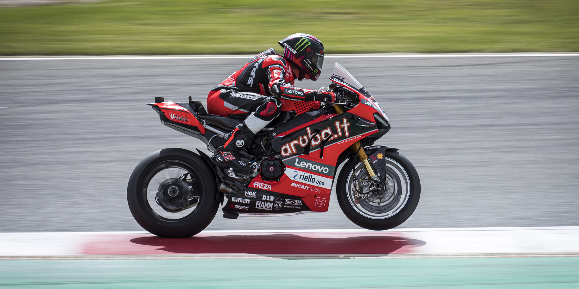 The wait is over! Scott Redding, Michael Rinaldi and the Aruba.it ...