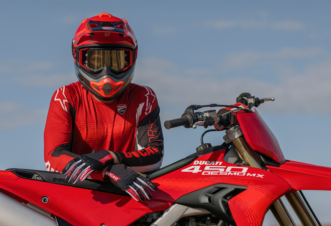 Nueva Ducati Desmo450 MX: la primera moto de motocross Ducati
