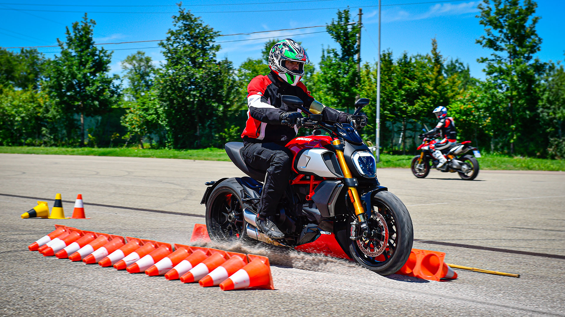 Road Academy Take Control! | Riding Courses Ducati