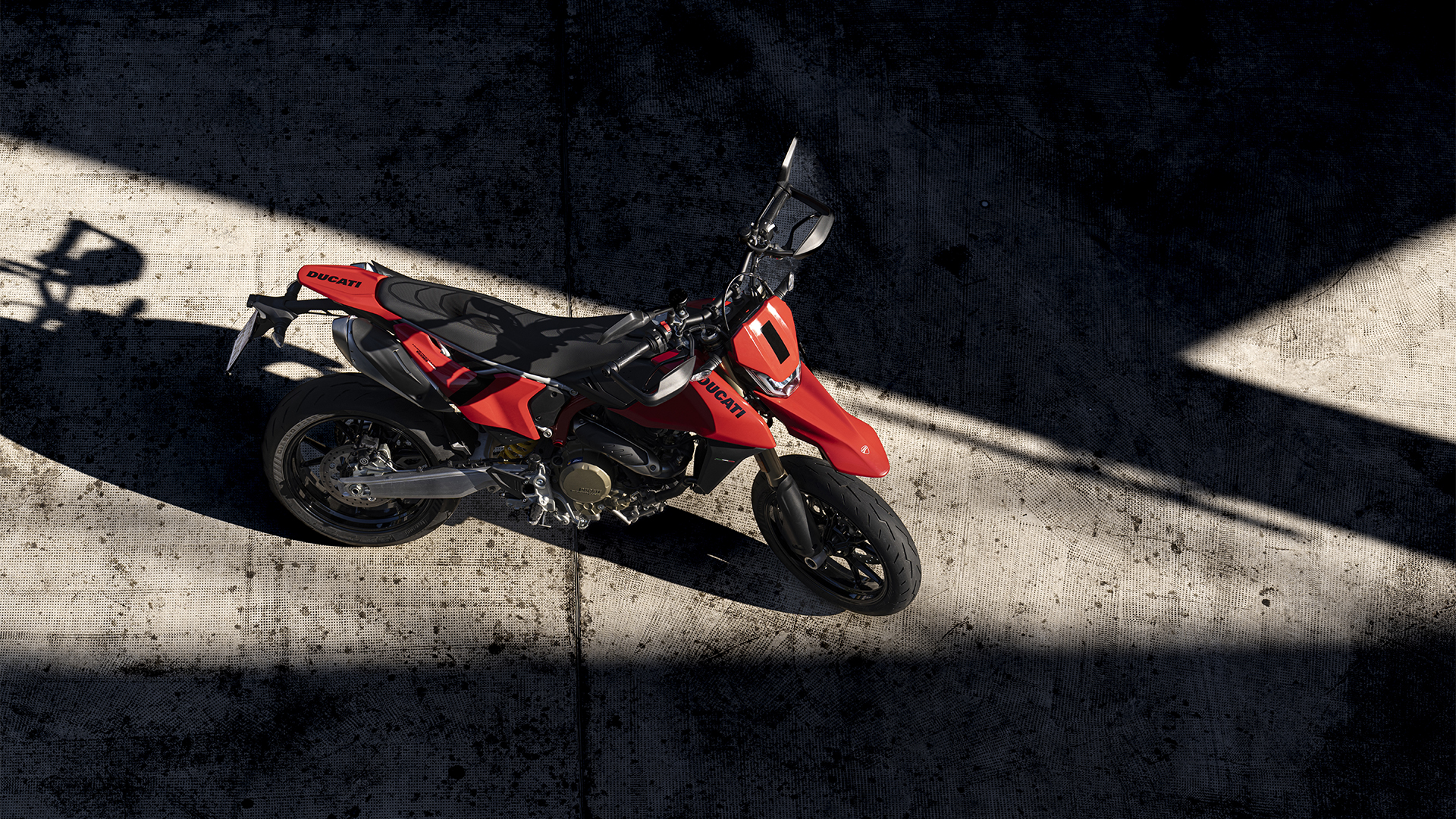 Ducati Hypermotard 698 Mono | Street-Ready Performance | Ducati UK