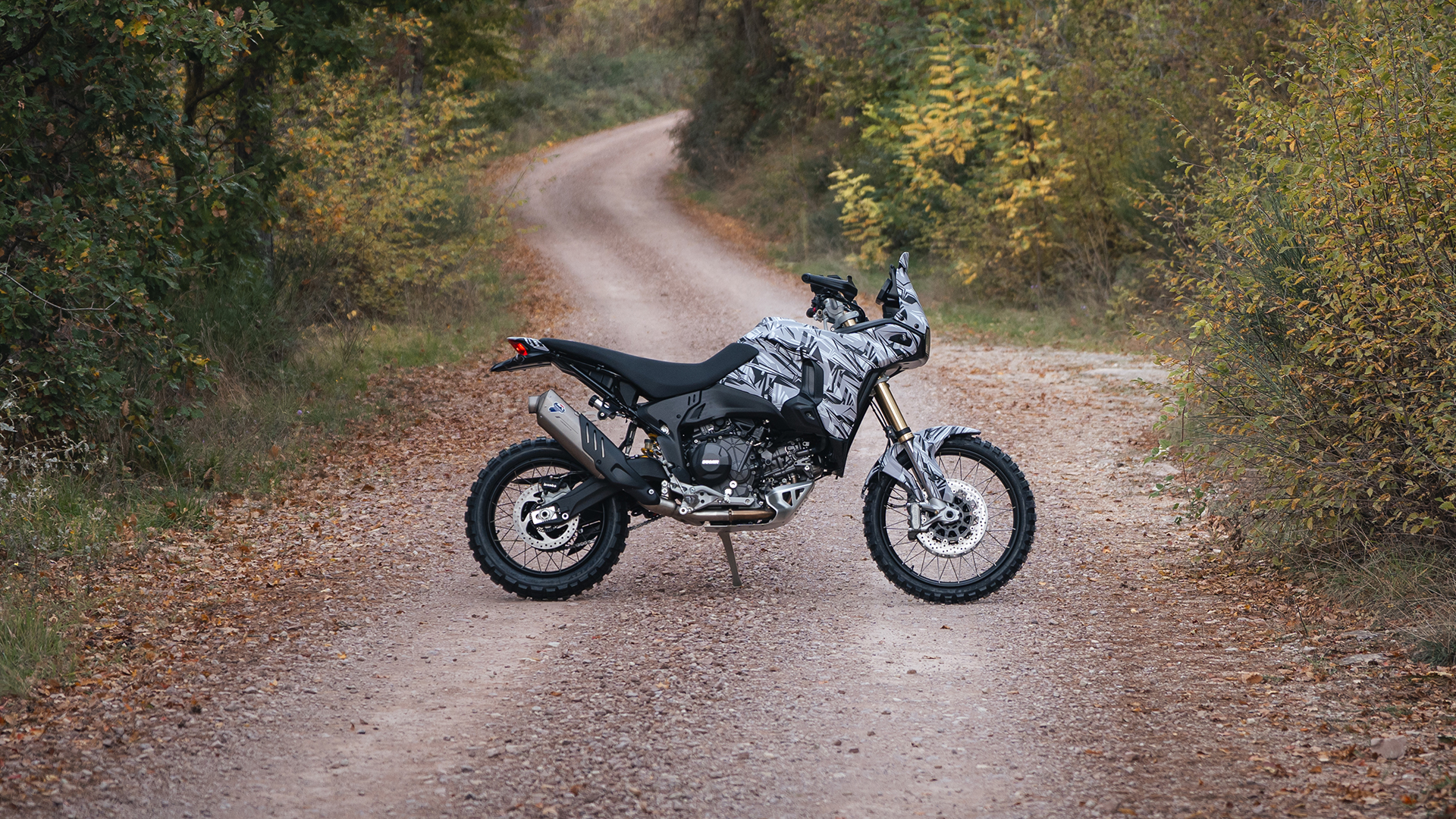 DesertX V2 MY26 – Upcoming Ducati Adventure Motorcycle