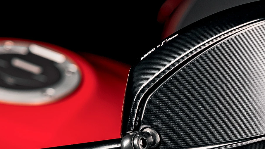 New “Ducati by Rizoma” accessory collection