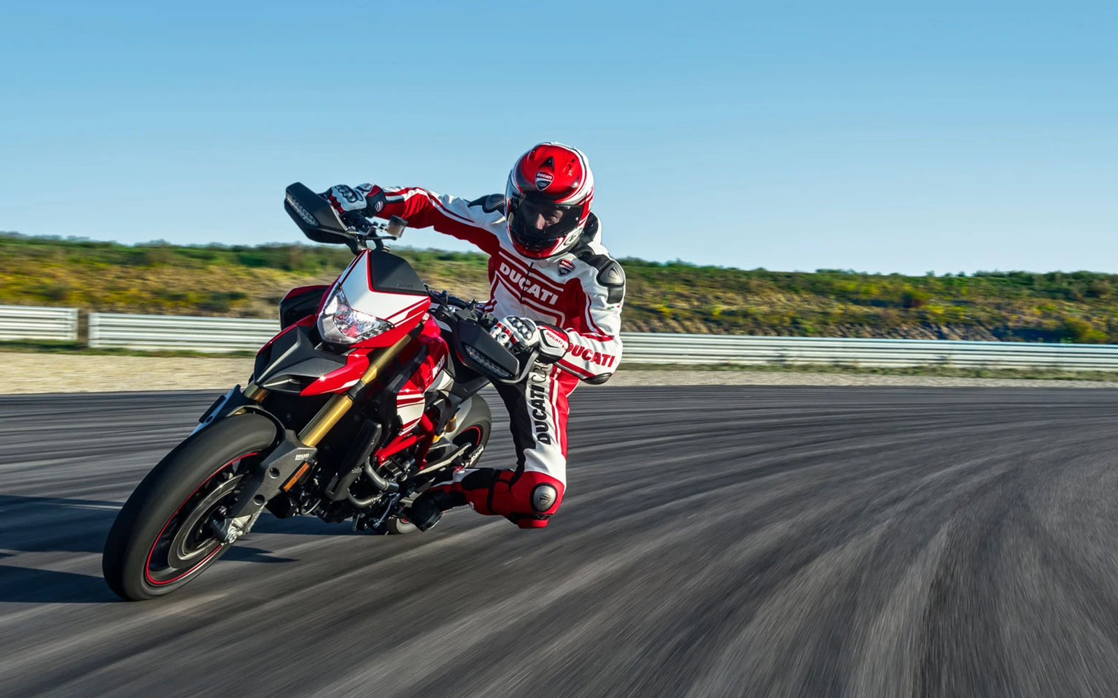 Ducati Hypermotard - ¡Motard en estilo Ducati!