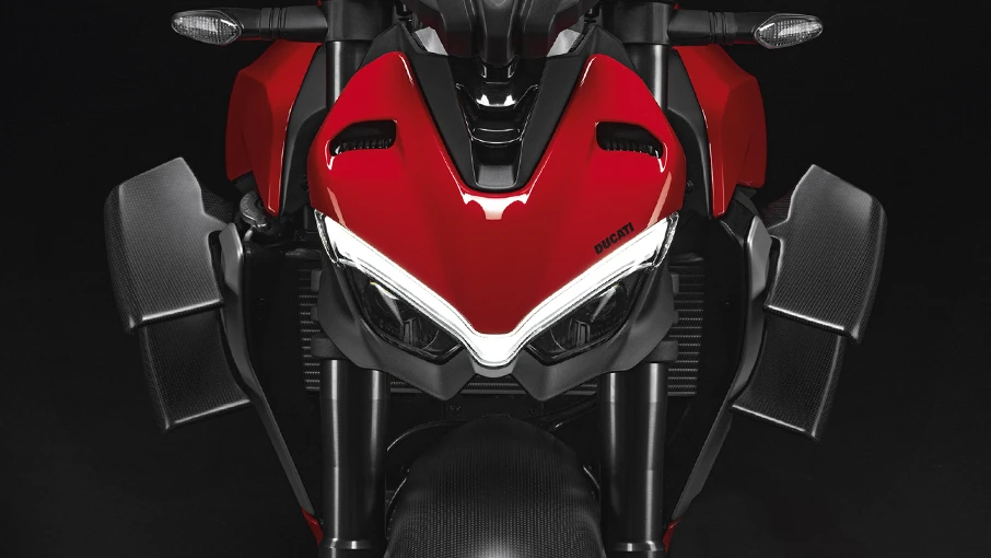 Streetfighter V2: Ducati Performance accessories to enhance design and ...