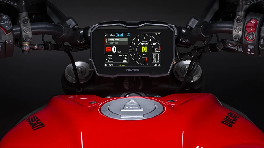 Nieuwe Diavel V4 Ducati - Dare to be Bold