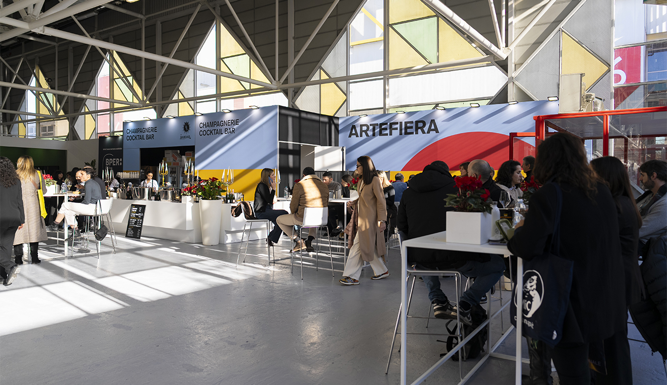 Ducati strengthens its bond with art: the third edition of the Officina ...