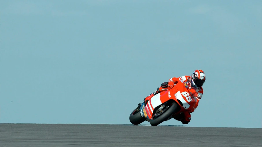 Loris Capirossi | Ducati Heritage | Ducati Characters