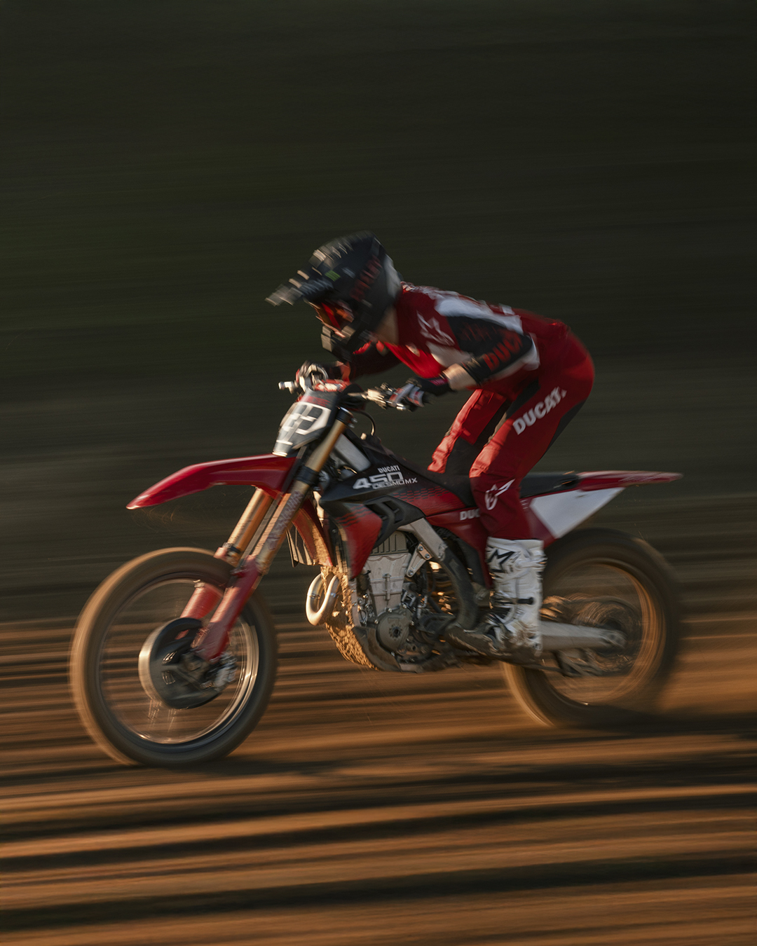 Nouvelle Desmo450 MX Factory - Taillé pour la compétition