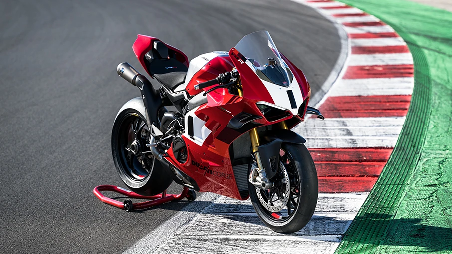 Ducati and Shell renew their global technical partnership with a ...