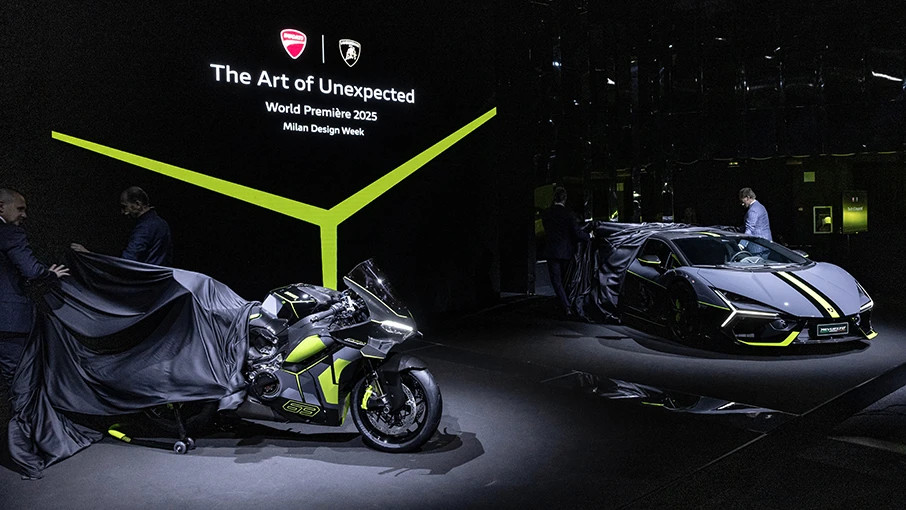 Ducati and Lamborghini together again, writing a new chapter of sportiness, beauty and ...