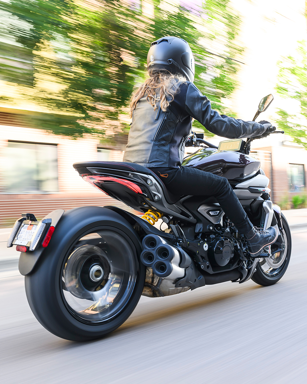 Ducati XDiavel V4 | Muscle Cruiser Power | Ducati UK