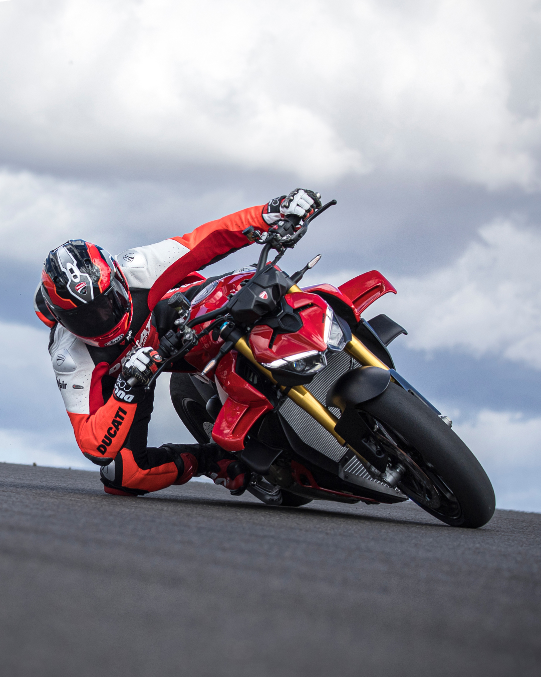 Chassis and Ergonomics - Ducati Streetfighter V4