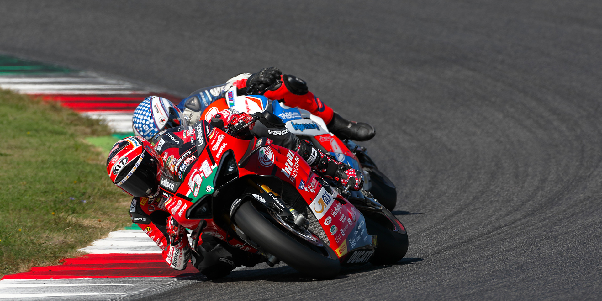 Il Barni Racing Team vince il titolo con la Ducati Panigale V4 R