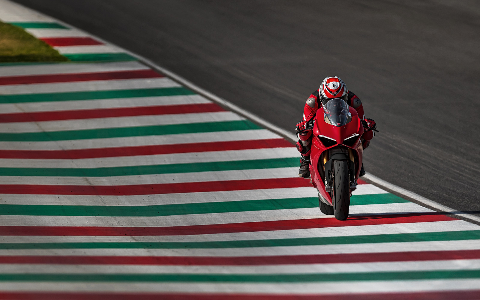 Ducati Panigale Motorcycles – Superbike Models