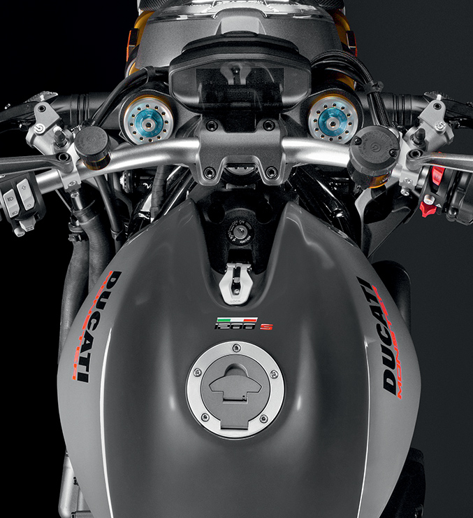 Ducati Monster 1200 - High Performance Naked Bikes