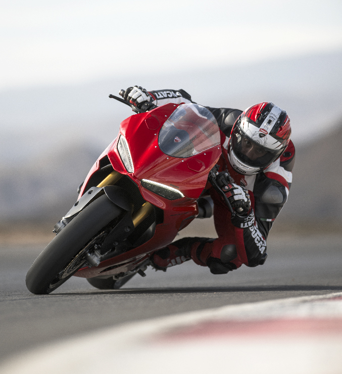 Track Warm Up Academy - Riding Courses Ducati