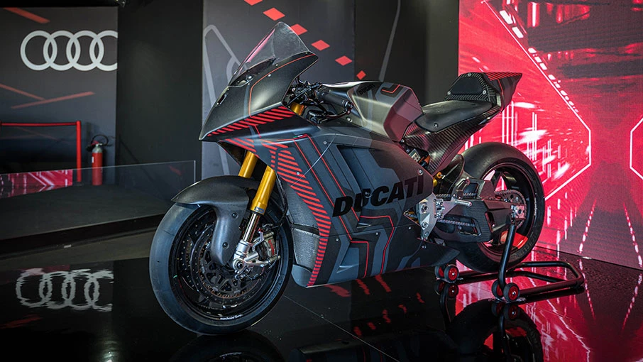 The big Ducati party has begun: the gates of World Ducati Week are open