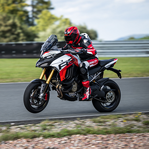 New Ducati Multistrada V4 RS - Choose It All