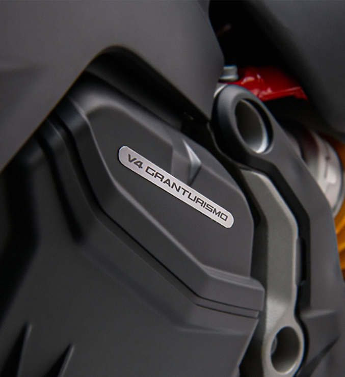 Multistrada V4 | Riding